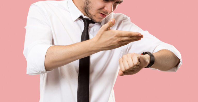 Top Reasons for Salary Delay and How to React to Them